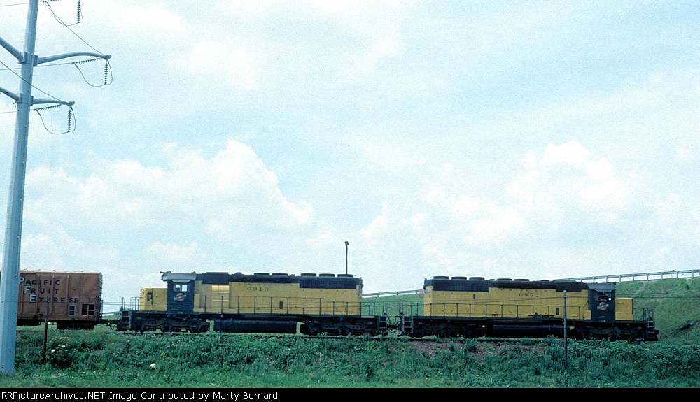 Two C&NW SD40-2s Northbound Out of Proviso Yard